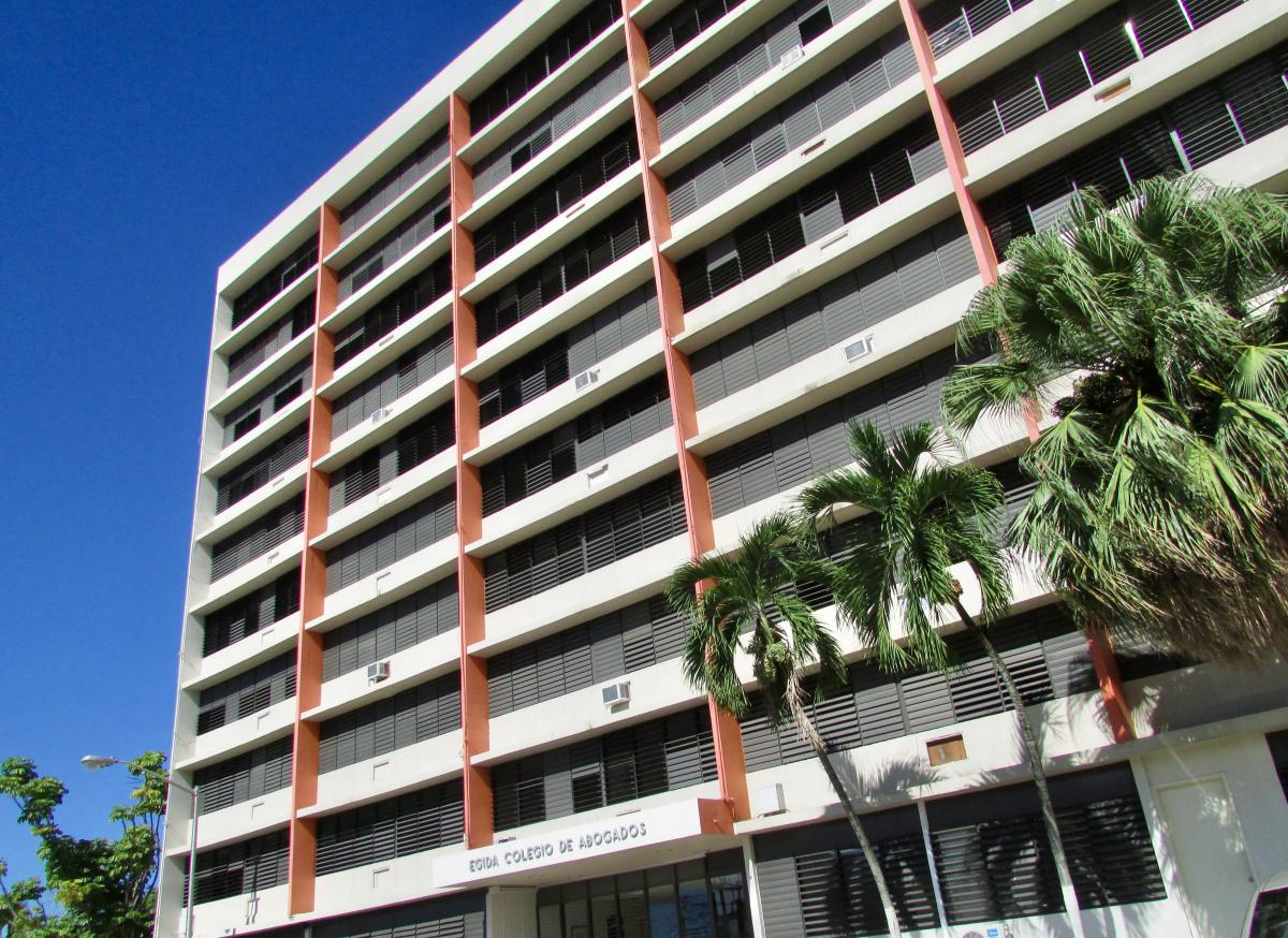 Egida del Colegio de Abogados – ATRIUM